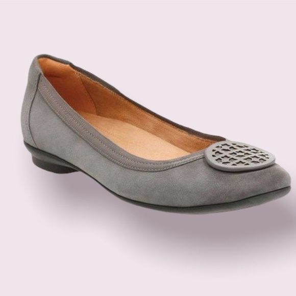 Clarks | Shoes | Clarks Chandra Blush Grey Gray Suede Leather Loafers ...